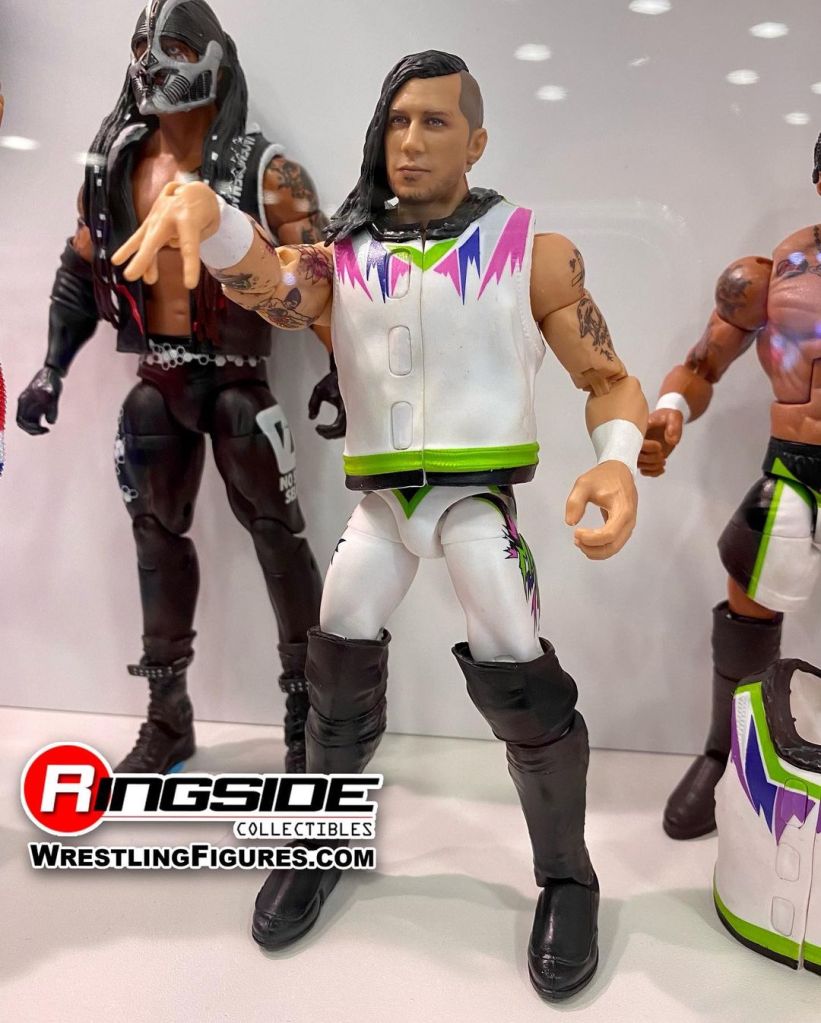 WWE Elite 94 Pre-Orders Live: Bret Hart, British Bulldog, Stephanie ...