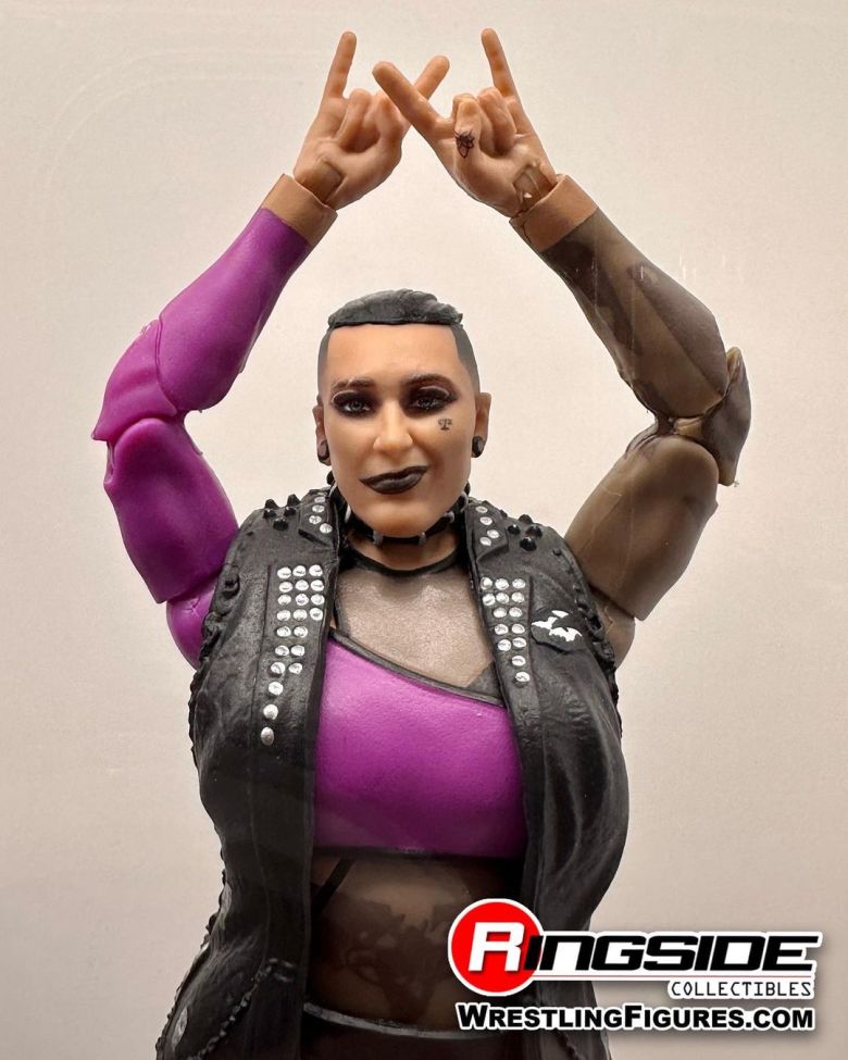 WWE Elite 102 on Display at WrestleMania Superstore: Gunther, Edge ...