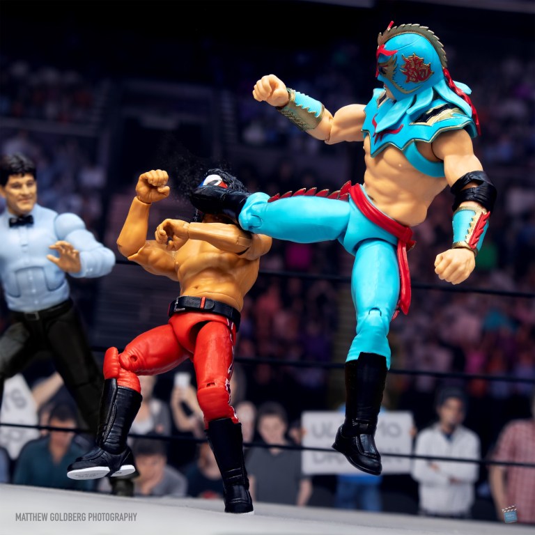 Figure Photography: Boss Fight’s Ultimo Dragon vs. Juventud Guerrera ...