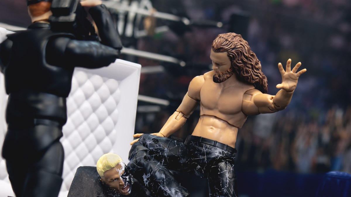 Jack Perry Drops Darby Allin in a Coffin at All In 2024 in Figure ...